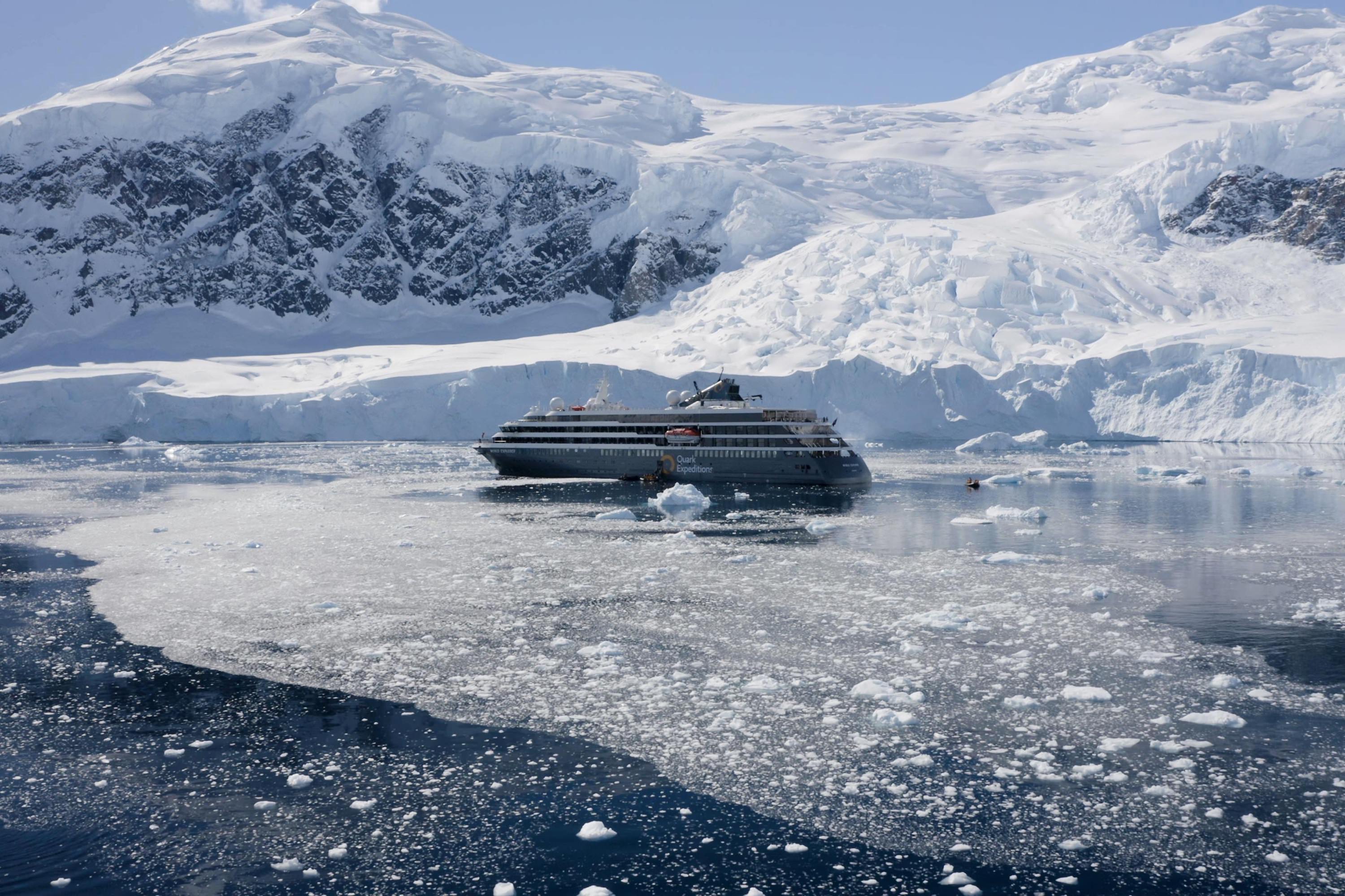 Quark Expeditions: Luxuskreuzfahrt beim Experten buchen